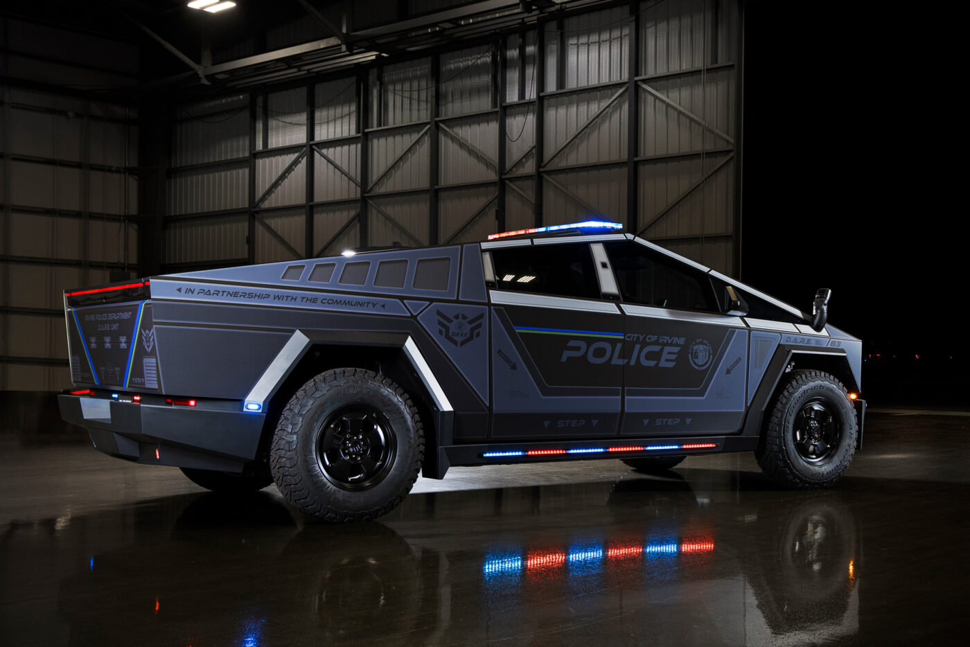 Irvine Police Department Adds Tesla Cybertruck to Fleet for Community ...