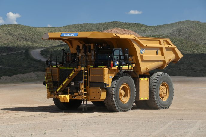 Caterpillar Unveils Next-Generation CAT 793 XE Electric Truck at ...