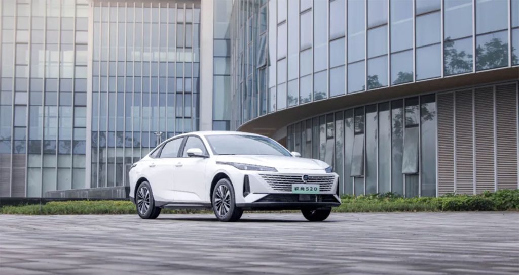 Changan, CATL Partner on Battery Swap Technology with Debut of Oshan 520 EV