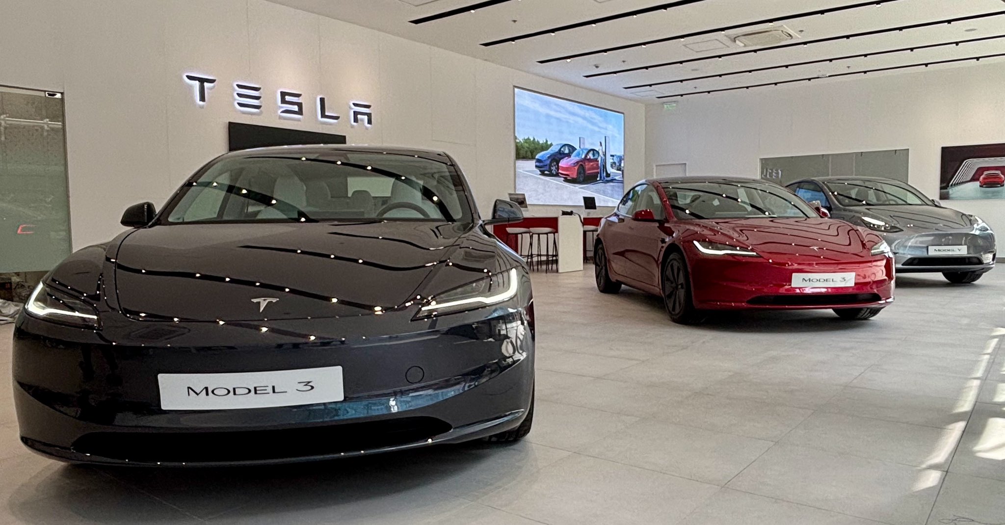 Tesla Officially Launches Model 3 and Model Y in the Philippines with ...