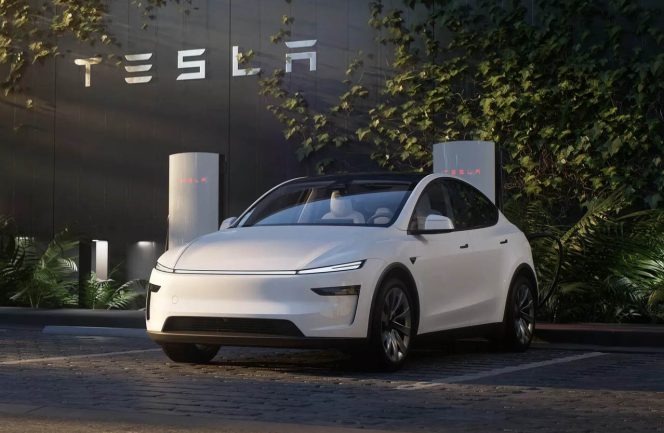 Tesla Cuts Model Y Prices Ahead of Expected Facelift Launch