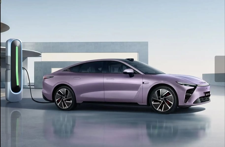 Chery’s Exeed Unveils Official Images of Exlantix ES EREV Ahead of ...