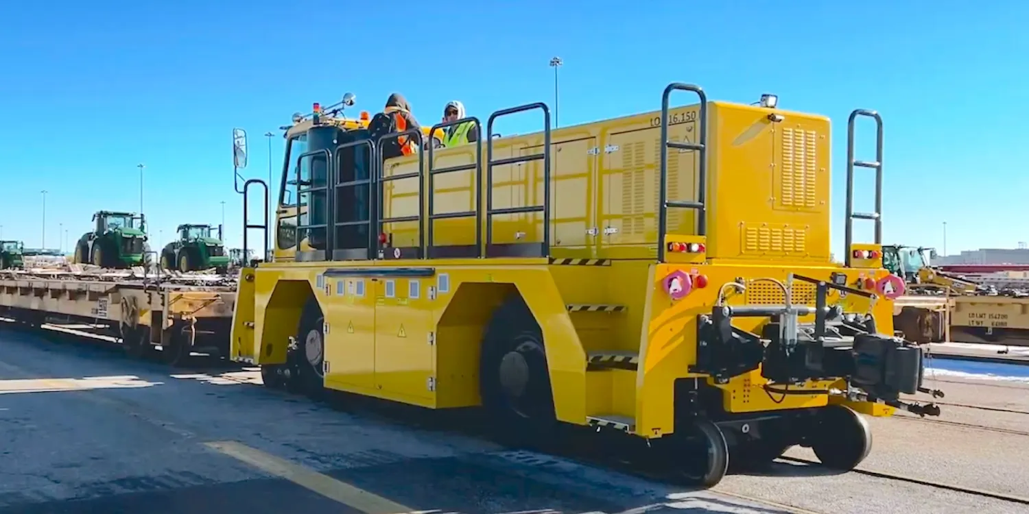 Port of Baltimore Deploys First Battery-Electric Rail Car Mover in U.S ...