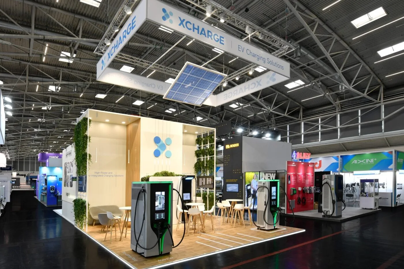 XCharge Unveils Upgraded ‘Net Zero Series’ With Bidirectional Charging and Battery Expansion