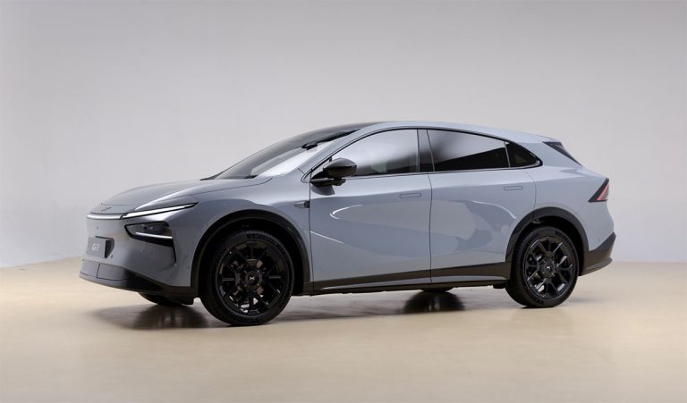 Xpeng Officially Unveils G7 Electric SUV with In-House Turing AI Chips and 702 km Range