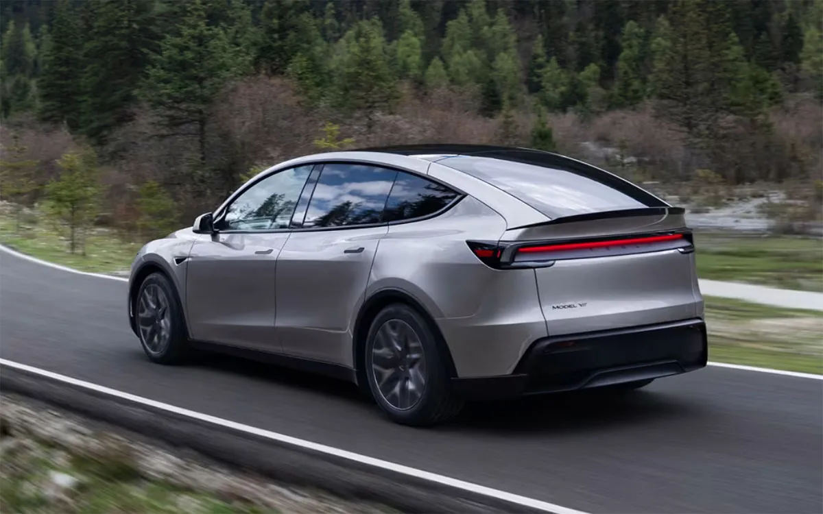 Tesla Officially Launches Model Y L Six-Seat SUV in China, Starting at ...