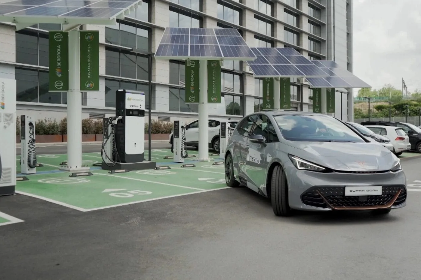 Iberdrola | bp Pulse Partners With Alimerka To Install Ultra-Fast EV ...