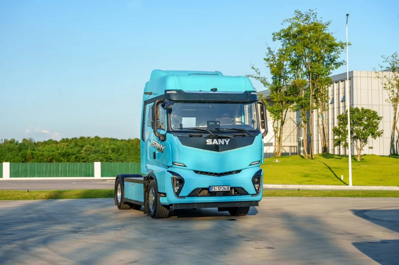 China’s Sany To Launch e263 Long-Haul Electric Truck In Europe From 2026