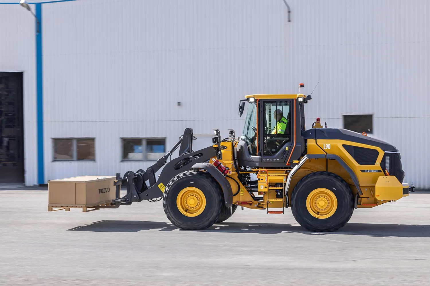 Volvo Delivers First L90 Electric Wheel Loader to Customers After 100 ...