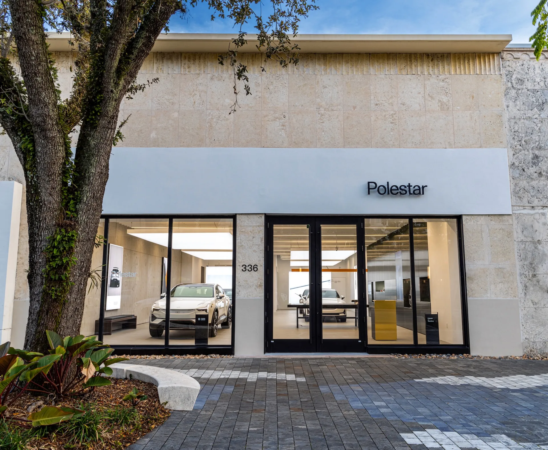 Polestar Opens Full-Service Retail and Service Site in Miami Area