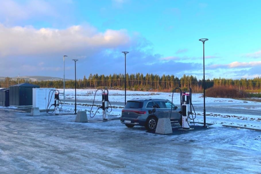 Ionity Opens 500 kW Ultra-Fast EV Charging Site in Norway Using Shared ...