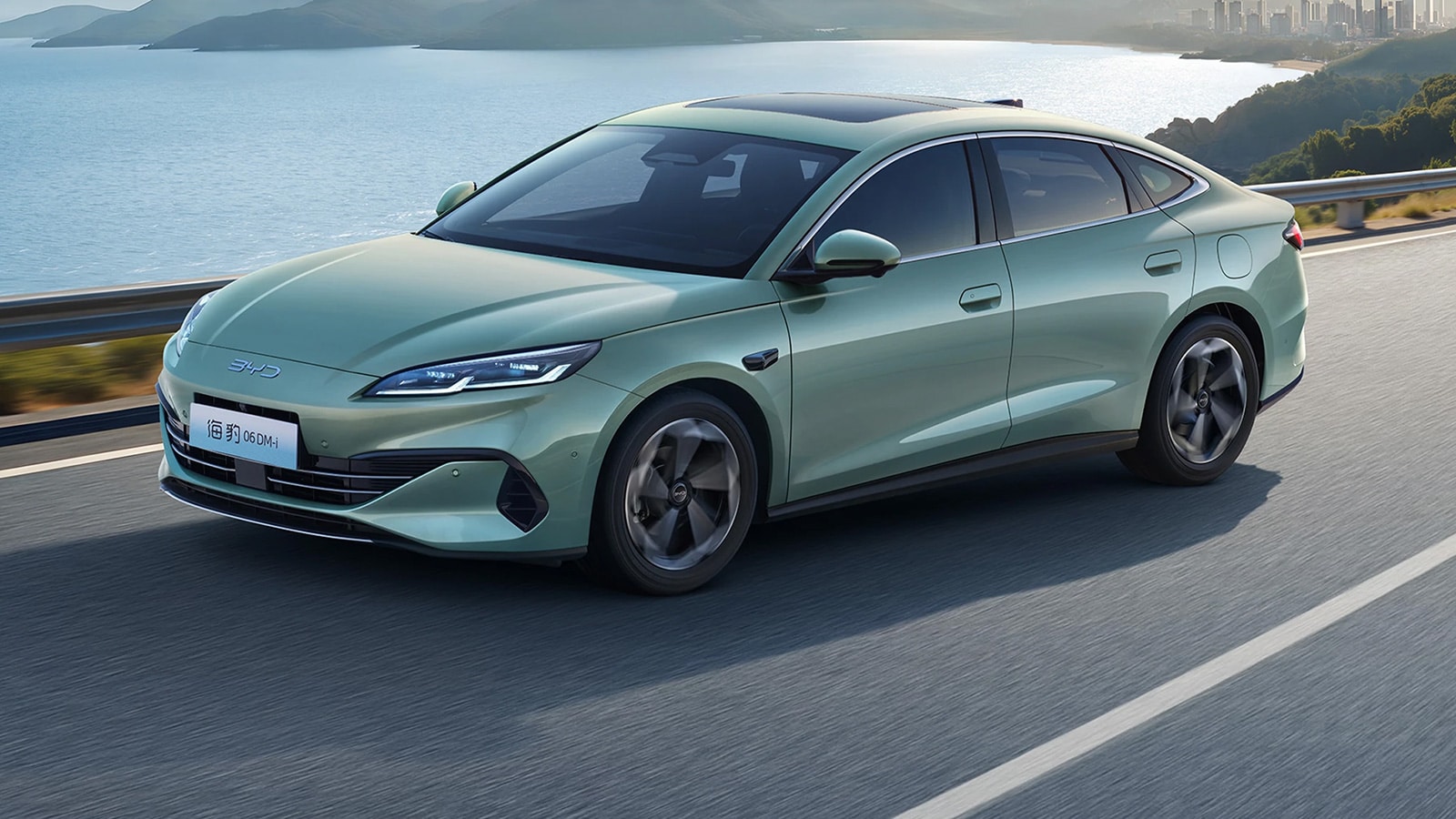 BYD Adds Long-Range Plug-in Hybrid Variants to Seal Sedans in Ocean Lineup