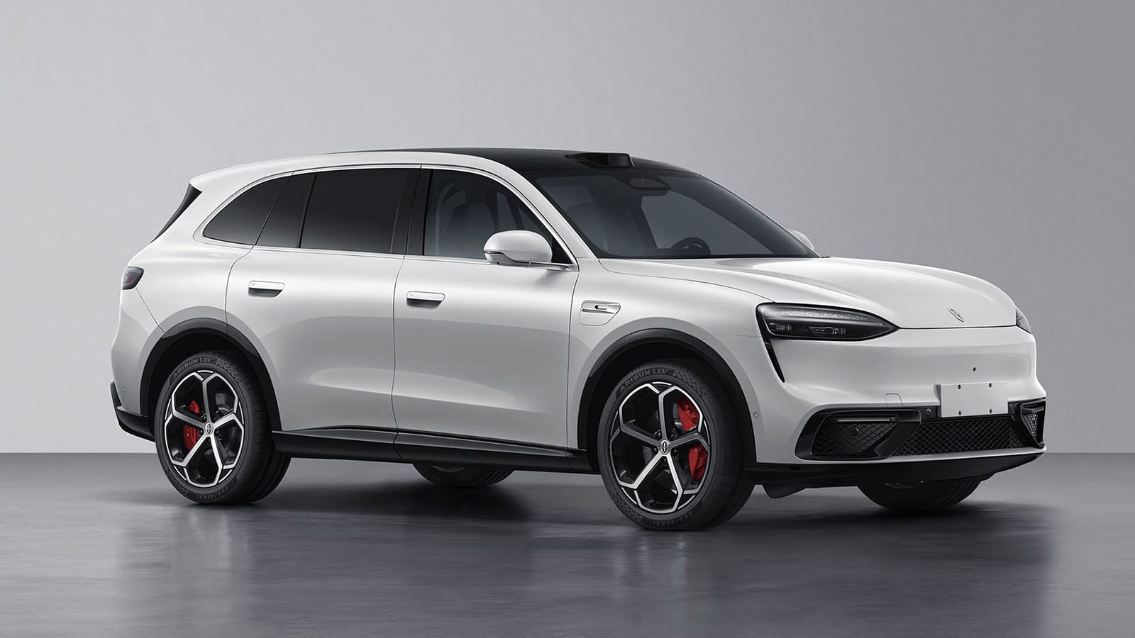 Huawei-Backed Aito Files M6 SUV, Expanding Lineup With BEV and EREV Options