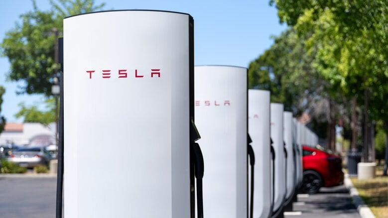 Last Mile Solutions Adds Tesla Supercharger Access To MSP Platform In ...